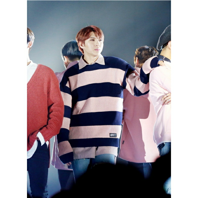 Huddle Clipart - Large Size Png Image - PikPng